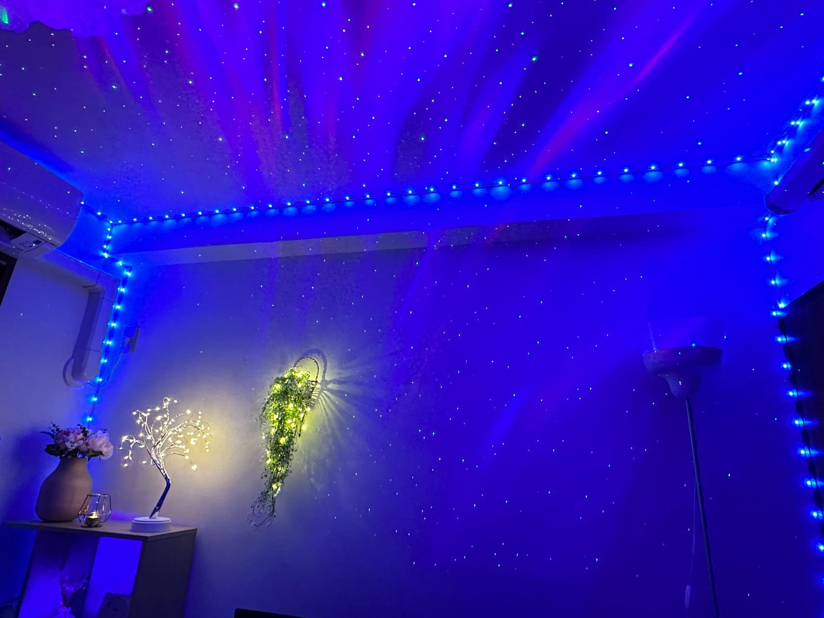 🌸学割&レベチな特割🌸SNSで大人気‼︎LEDライト搭載✨100インチプロジェクター映画見放題🎥大人気ゲーム機、ボドゲ完備の写真9