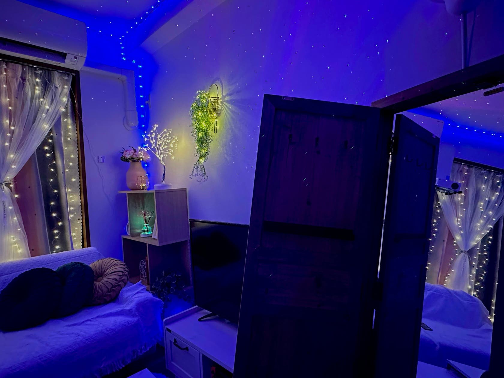 🌸学割&レベチな特割🌸SNSで大人気‼︎LEDライト搭載✨100インチプロジェクター映画見放題🎥大人気ゲーム機、ボドゲ完備の写真10