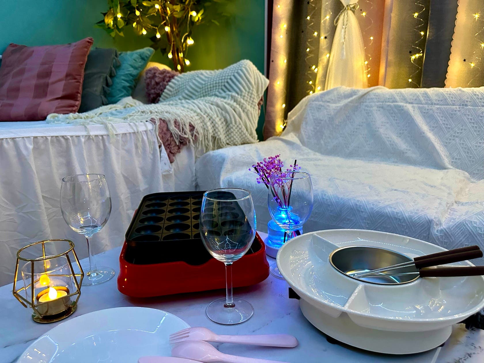 🌸学割&レベチな特割🌸SNSで大人気‼︎LEDライト搭載✨100インチプロジェクター映画見放題🎥大人気ゲーム機、ボドゲ完備の写真21