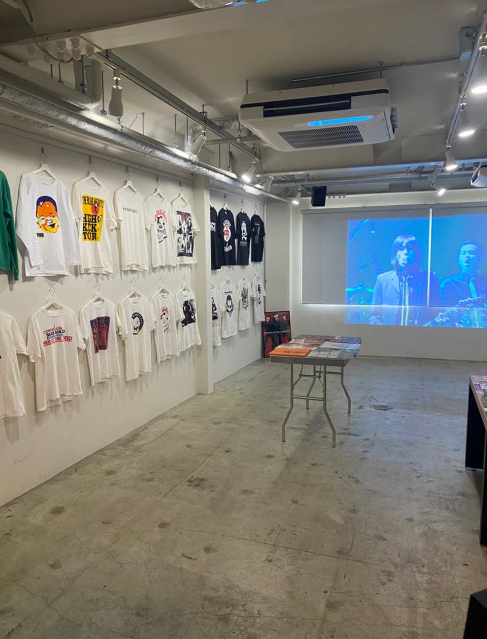 【addict.gallery】桜川駅徒歩1分。自然光が射すギャラリー・イベントスペースの写真6