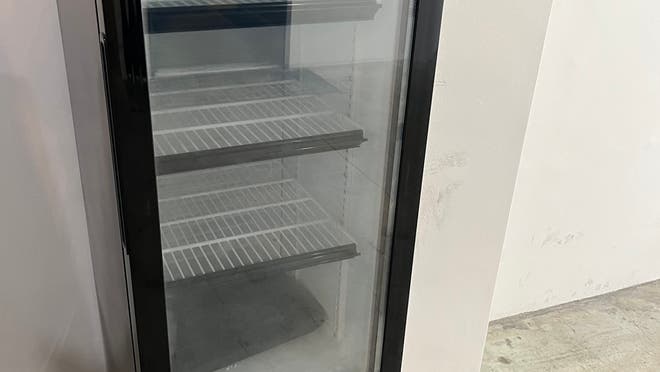 【addict.gallery】桜川駅徒歩1分。自然光が射すギャラリー・イベントスペースの写真11