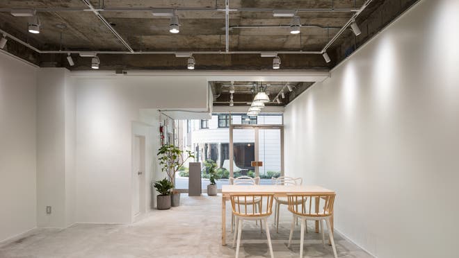 【東日本橋駅3分】アパレルのスチール撮影、アート展等のギャラリー用途、ポップアップストアや展示会に最適な路面のレンタルスペースの写真3