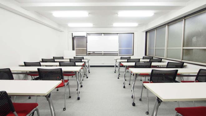 【西新宿駅 徒歩1分】プロジェクター無料🉐高速Wi-Fi💻個室/最大30名/レンタルスペース『Crave西新宿03』の写真1