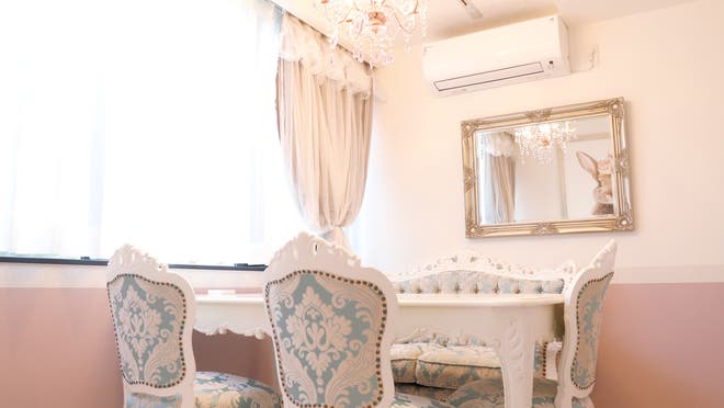 カフェ兼撮影スタジオ。撮影、貸切イベントも可。の写真3