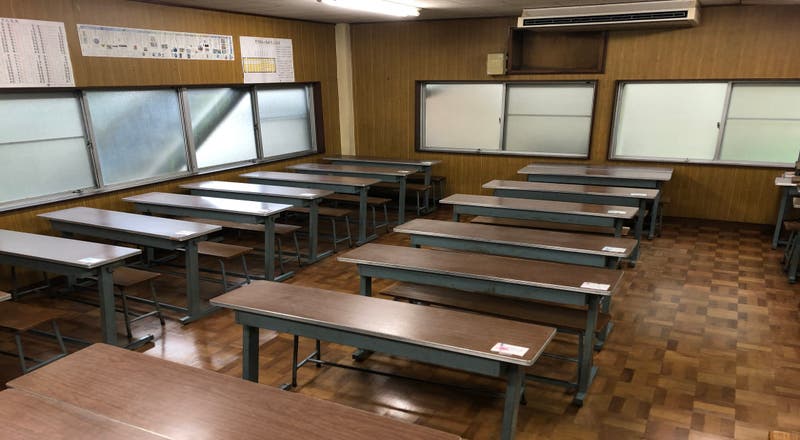 赤羽駅徒歩15分、閑静な住宅街の中にある昭和の雰囲気の残るスペースです