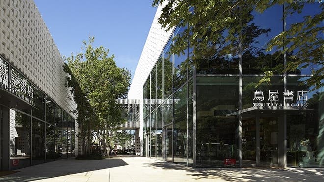 【代官山T-SITE メインストリート】車輛展示やインスタレーションなどの会場として◎ 代官山 蔦屋書店と隣接。の写真1