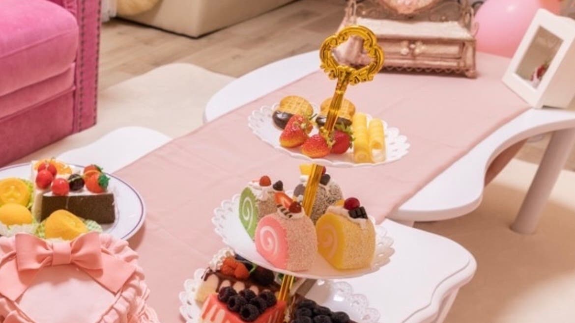 スィーツSAMPLEとデザートトレイの画像1