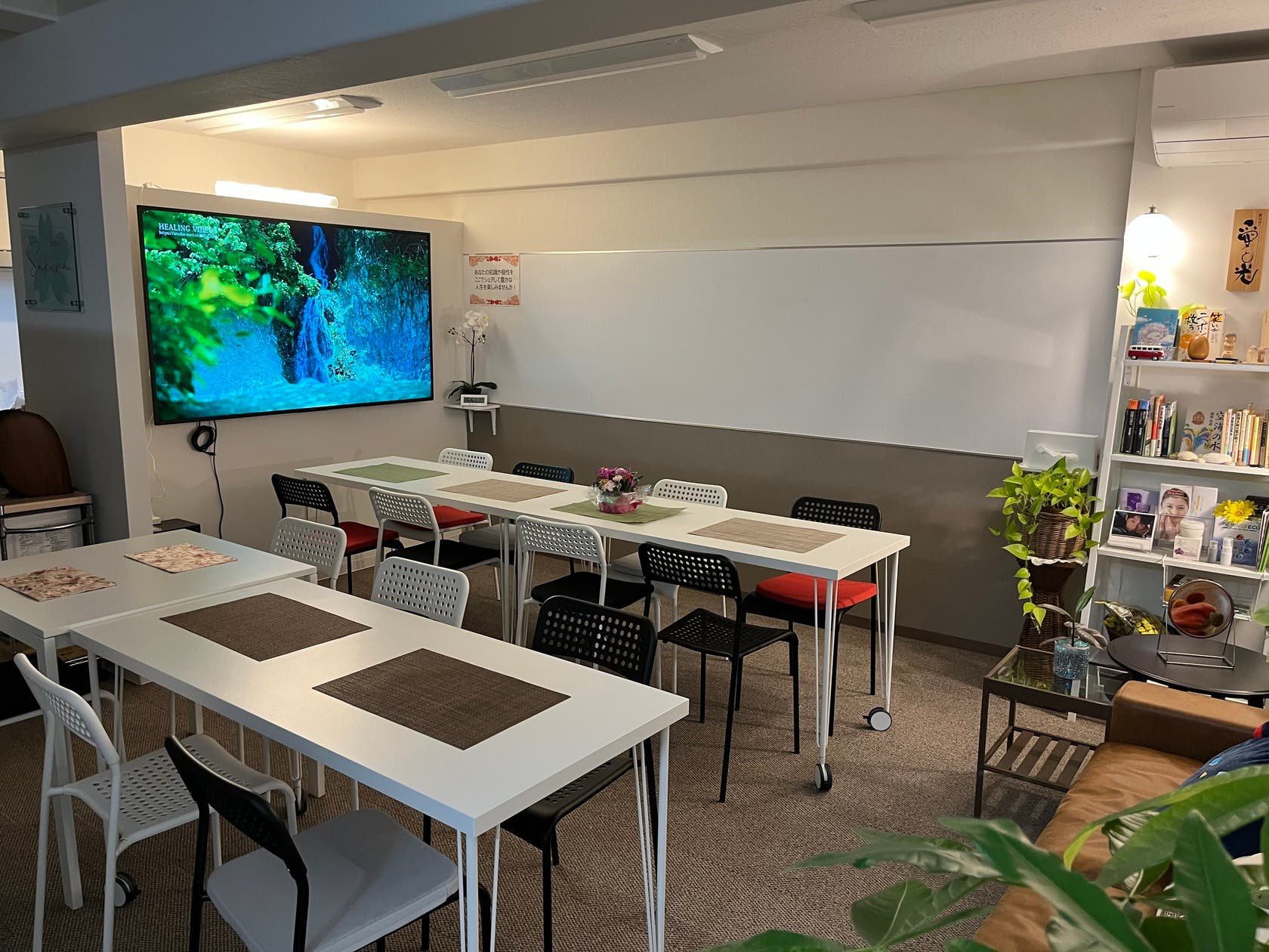 大阪ﾒﾄﾛ中津駅から徒歩20秒！各種パーティー、カルチャー教室、商品説明会。キッチン・大型TV・ホワイトボード完備の写真24