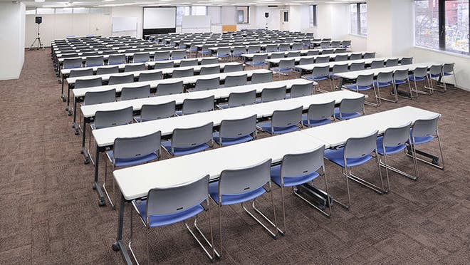 《名古屋会議室 imy会議室 3階大会議室》千種エリアでスクール210名収容可能!試験や大きな会議に最適の写真1