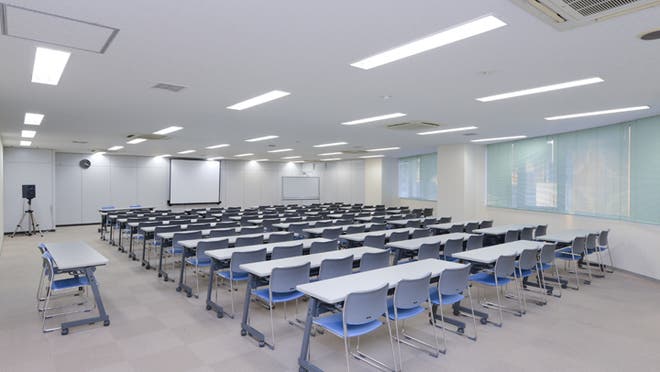 《名古屋会議室 imy会議室 5階第3会議室》千種エリアでスクール120名!控室もついて社内研修や入社式、内定式におすすめの写真1