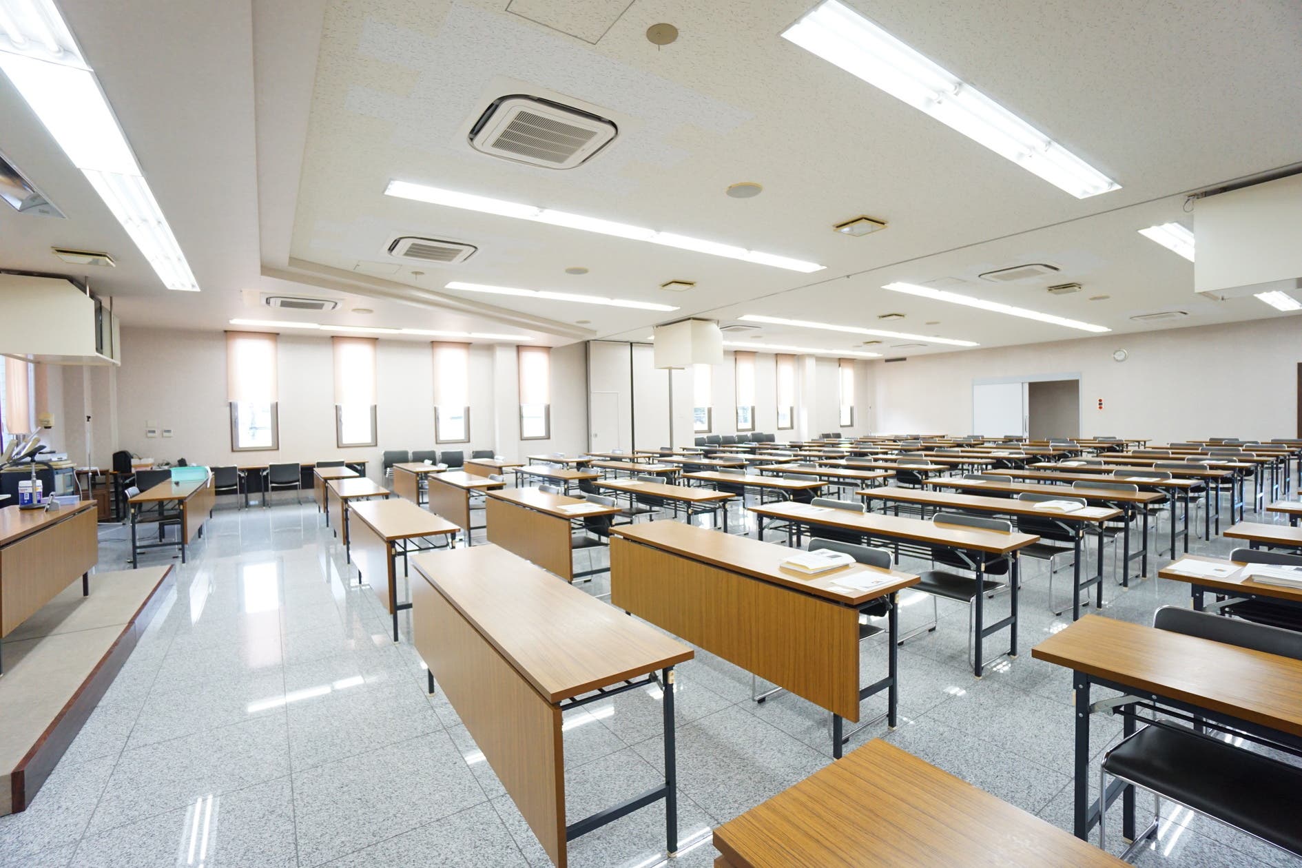 ＜栃木県ガス会館会議室＞光Wi-Fi📶プロジェクター🎥マイク🎤セミナー/講演会/説明会の写真7