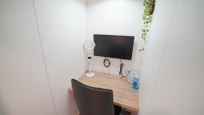 <ODAKYU RENTAL SPACE 栗平No.3>改札横🚃完全個室🚪Wi-Fi📶モニター🖥テレワーク/Web会議/Zoomの写真5