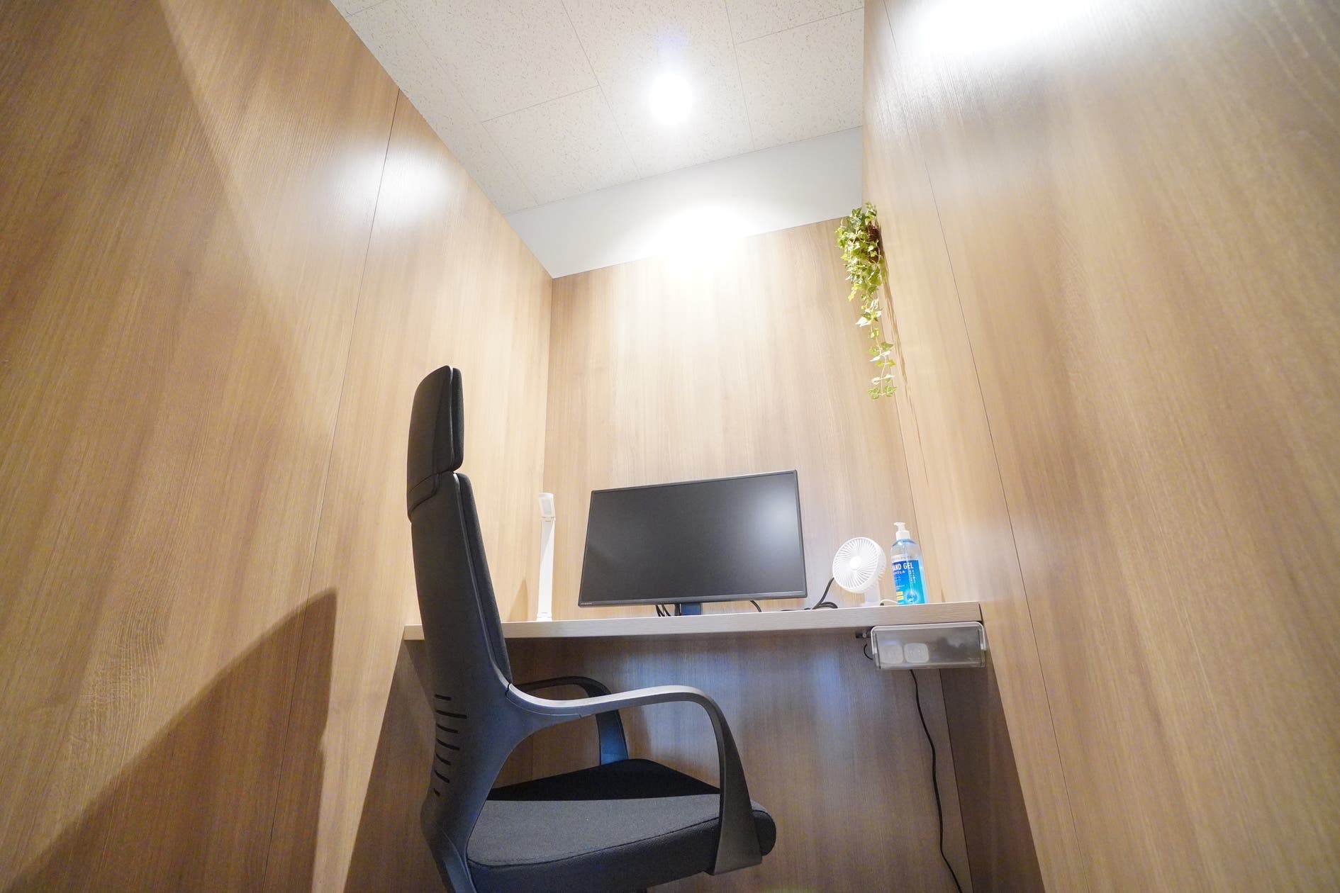 ＜ODAKYU RENTAL SPACE 栗平No.7＞改札横🚃半個室🚪Wi-Fi📶モニター🖥テレワーク/勉強/作業場所の写真4