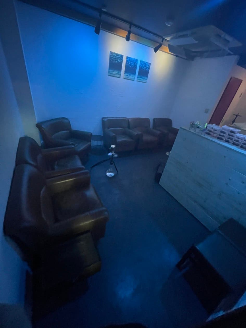 心斎橋駅徒歩５分の隠れ家スペース、友達と恋人とゆったりできる深海のような空間ですの写真4