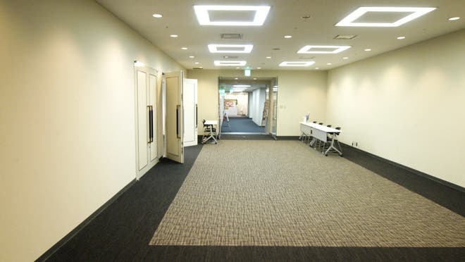 《大阪会議室 大阪御堂筋ビル貸し会議室 M5会議室(地下4階)》「本町駅」14番出口直結!/最大24名利用の貸し会議室の写真9