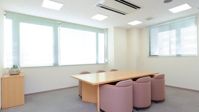 《名古屋会議室 imy会議室 5階応接室》千種エリアで最大6名収容可能!控室やお打合わせにおすすめの写真2
