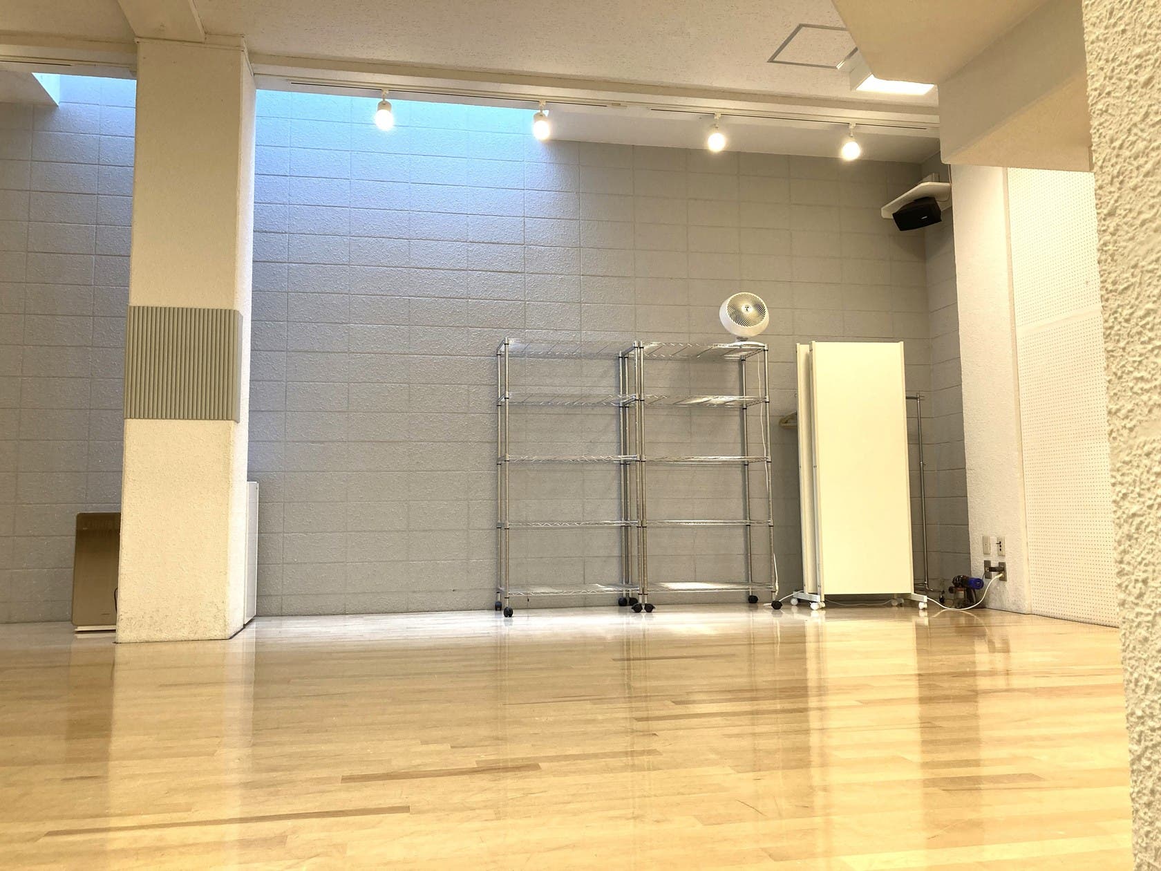 ★リピート多数★【神楽坂駅 徒歩3分】清潔で明るいプライベートスタジオ　天井高3.4m　広々70㎡　スタッフによる丁寧な清掃の写真5