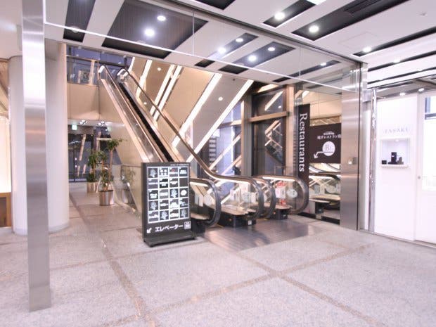 《名古屋会議室　栄ガスビル店　栄ガスホール（応用形）》地下鉄・名鉄「栄駅」より徒歩5分！ご希望のレイアウトでセッティングの写真6