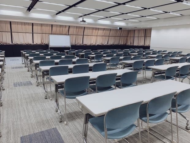 《名古屋会議室　栄ガスビル店　キングルーム（基本形）》地下鉄・名鉄「栄駅」より徒歩5分！栄大津通の中心に位置するガスビル内会議室の写真5