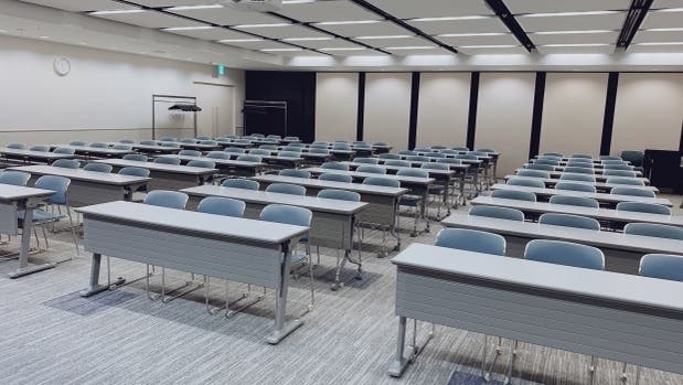 《名古屋会議室 栄ガスビル店 キングルーム(応用形)》地下鉄・名鉄「栄駅」より徒歩5分!ご希望のレイアウトでセッティングの写真1