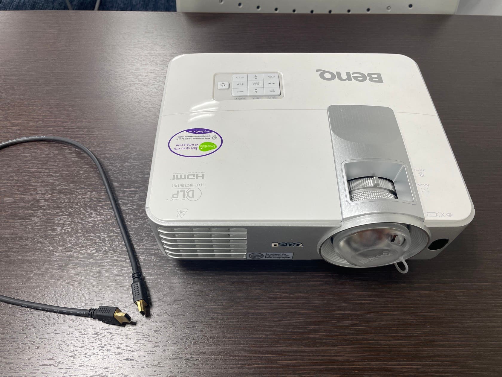 プロジェクターのレンタルの画像1