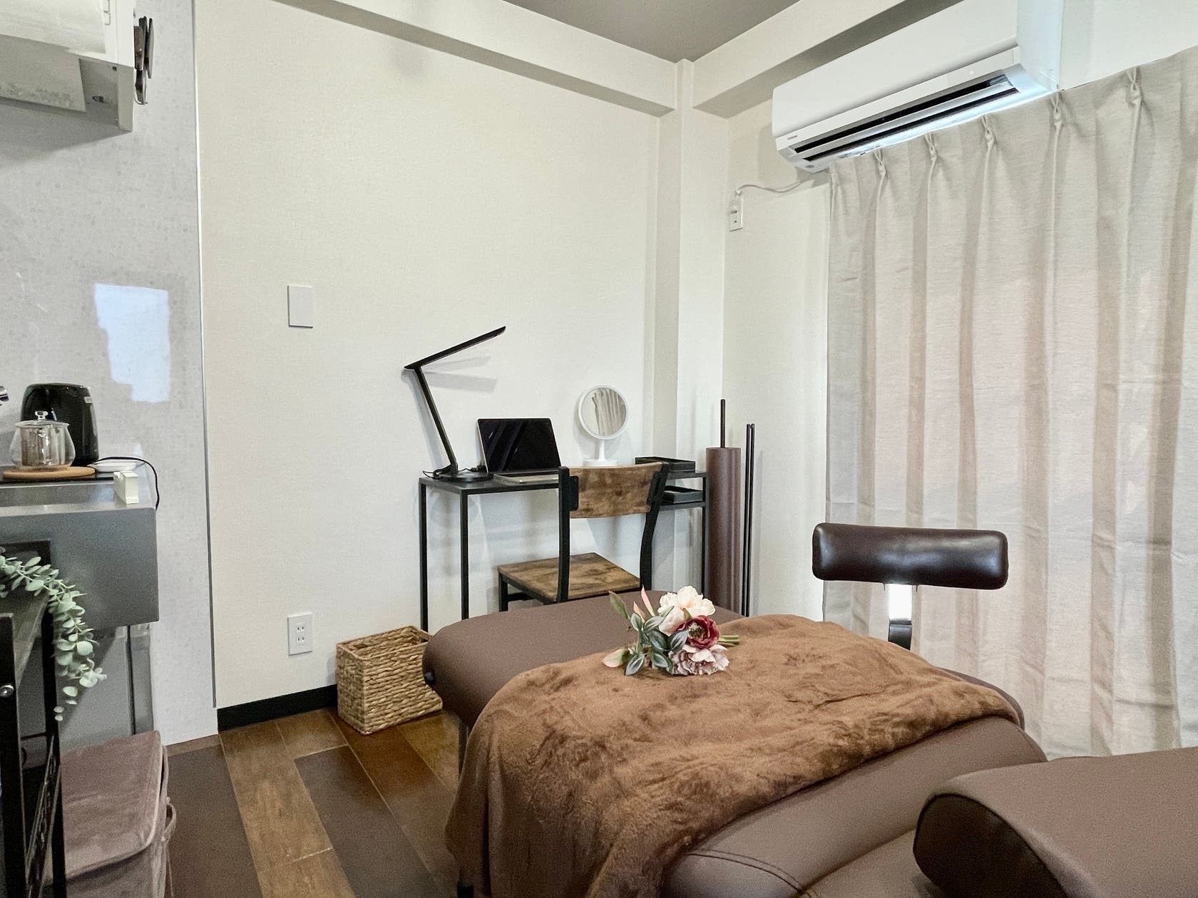 💐完全個室サロン💐整体 リラク エステ💆‍♀️出張施術 プチ開業に最適👌浦和駅6分|更衣室有 施術台.マクラ.ヒートマット無料の写真5
