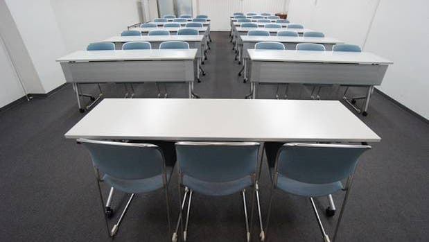 《名古屋会議室 栄ガスビル店 クイーンルーム(基本形)》地下鉄・名鉄「栄駅」より徒歩5分!栄大津通のガスビル内会議室の写真4