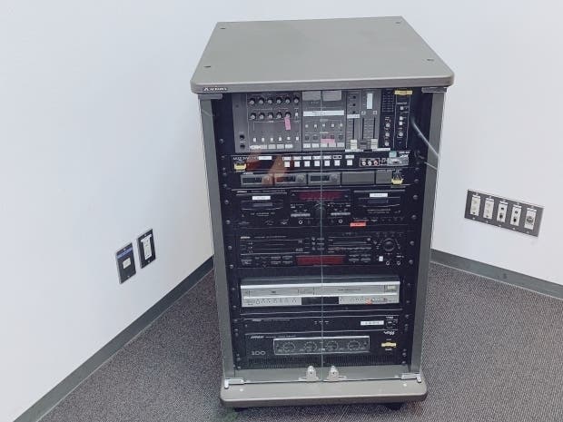 《名古屋会議室　栄ガスビル店　クイーンルーム（基本形）》地下鉄・名鉄「栄駅」より徒歩5分！栄大津通のガスビル内会議室の写真6