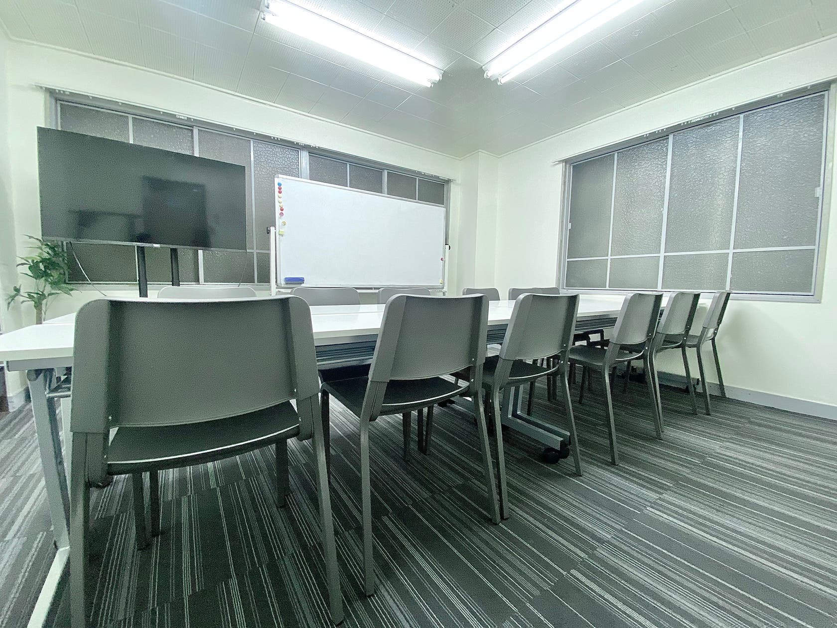 [三宮A]リニューアルオープン🎉JR三ノ宮駅徒歩１分！コロナ禍のワーク先に！定期利用・法人様大歓迎♬商談/教室/セミナーの写真2