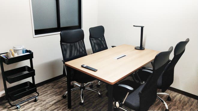 名古屋駅新幹線口から徒歩2分!!/完全個室502号/打合せ・会議・リモートワーク・面接、面談に最適!の写真2