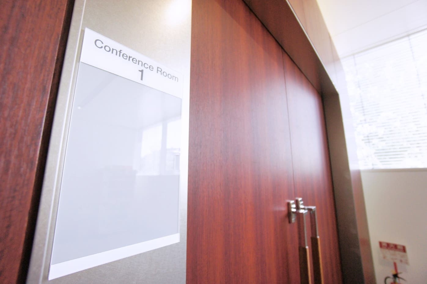 《東京会議室　中野セントラルパークカンファレンス　ルーム1》室内からは外に植栽された木々がみえる人気会場の写真11