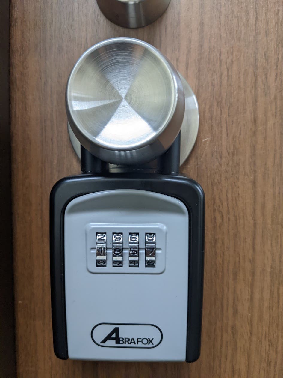 【Wi-Fi無料】新大阪駅から徒歩10秒の貸し会議室の写真9