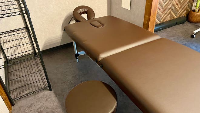 ★NEW★【北千住2分】落ち着いた空間。窓開け可。高速WiFi・各種設備無料!会議、レッスン・整体等(RoomA・最大10名)の写真8