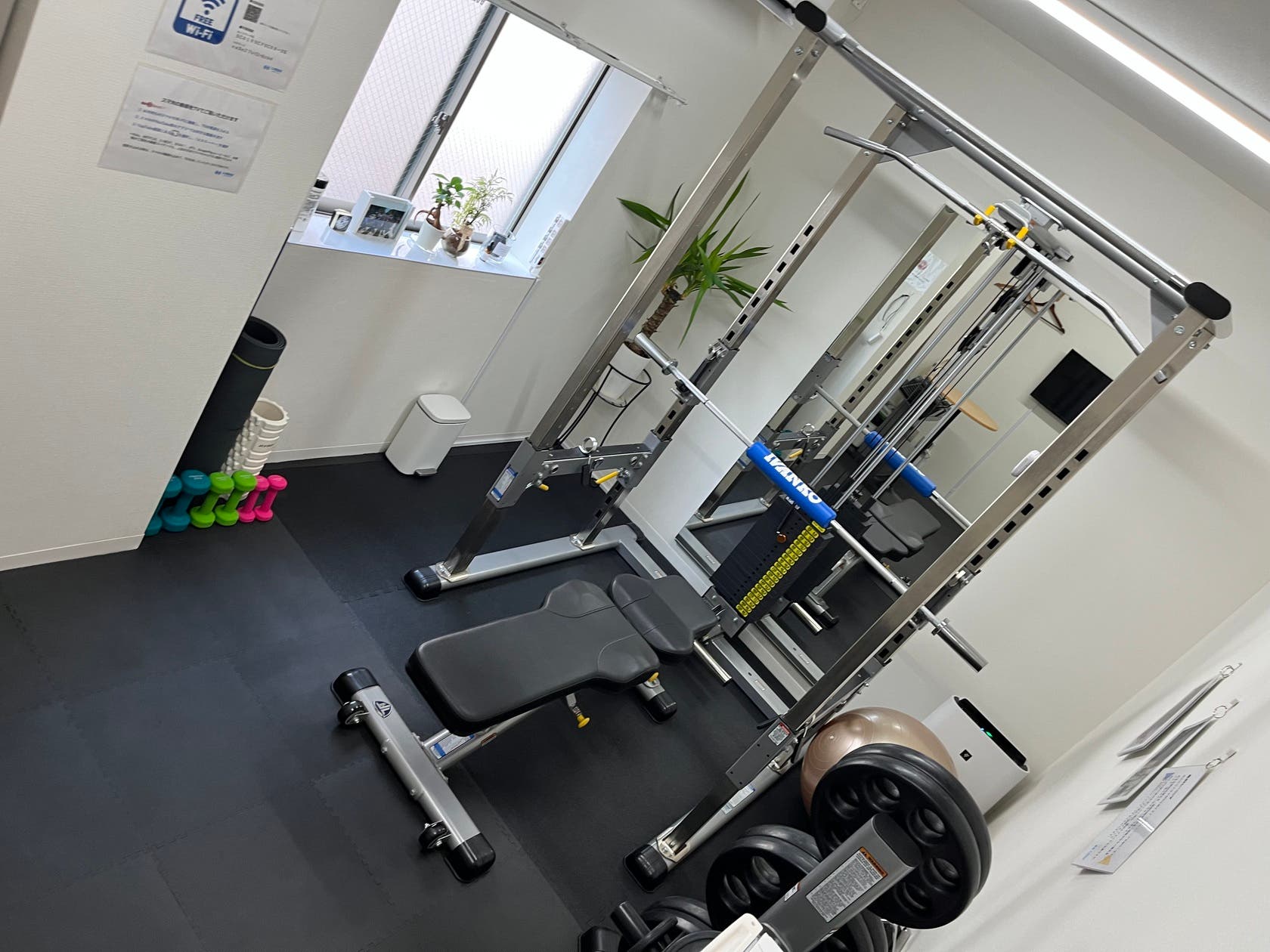 【地域最安値】【元町中華街、石川町、関内徒歩圏内】アクセス良好の完全個室おしゃれジムの写真6