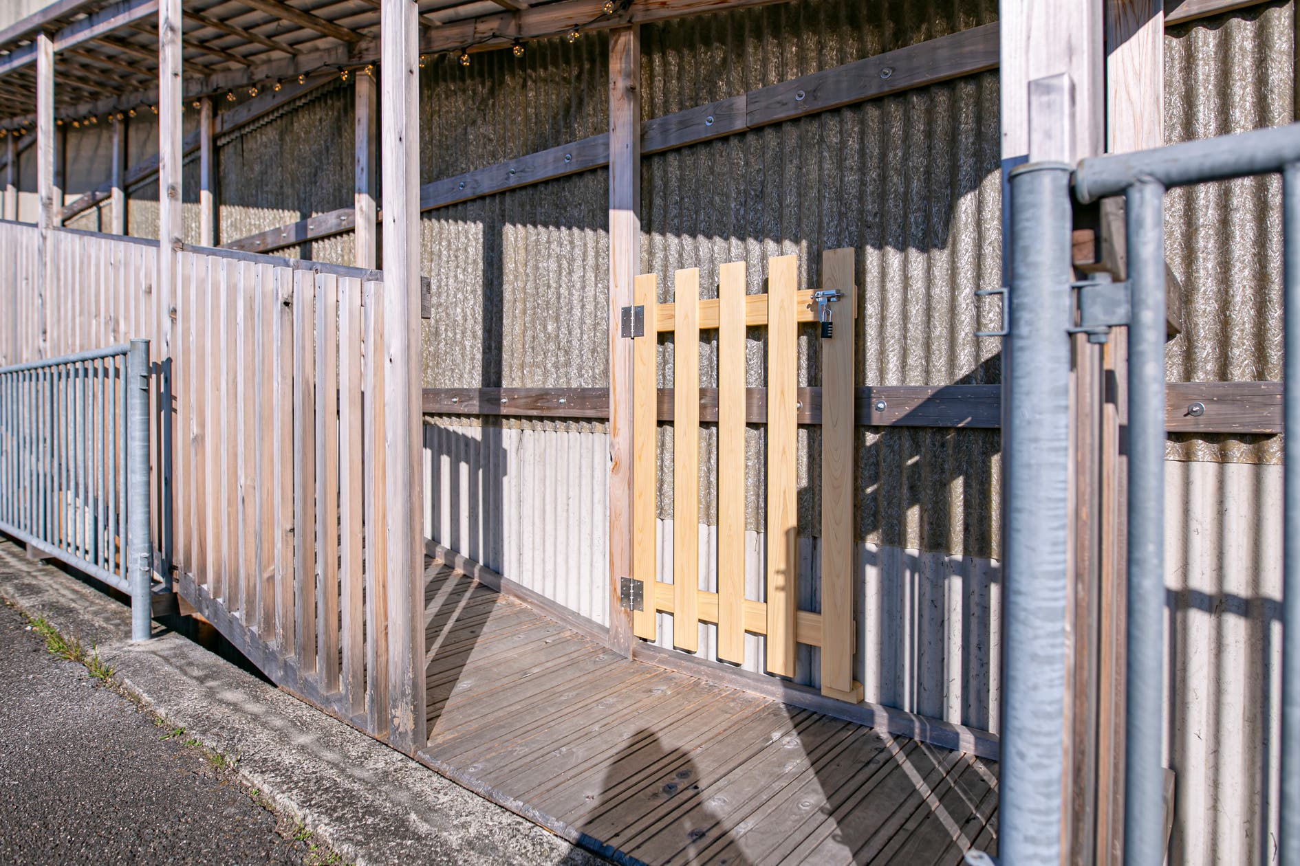 【きみたつラボ】駐車場ありの屋内遊戯場！国産ヒノキたっぷりのスペースで木製知育玩具も使い放題。授乳室・トイレ・洗面完備。の写真5