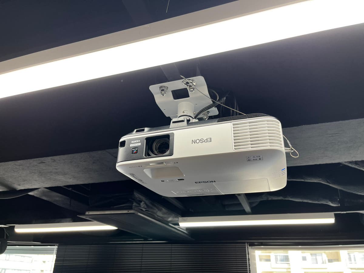 【最大50名利用可】大通駅徒歩5分■プロジェクター、スクリーン、WI-FI完備■備品無料貸し出し■会議や交流会、撮影に！の写真7