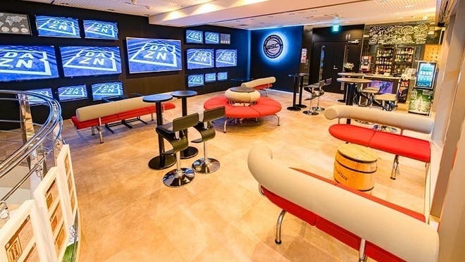 久屋大通駅徒歩1分!壁面にTVモニター15台を設置したプレミアムモダンな空間!セミナー・イベント・二次会・撮影会などに!の写真1