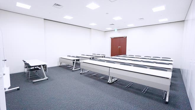 《東京会議室 中野セントラルパークカンファレンス ルーム2B》ホワイトボード常設で会議や説明会に便利の写真1