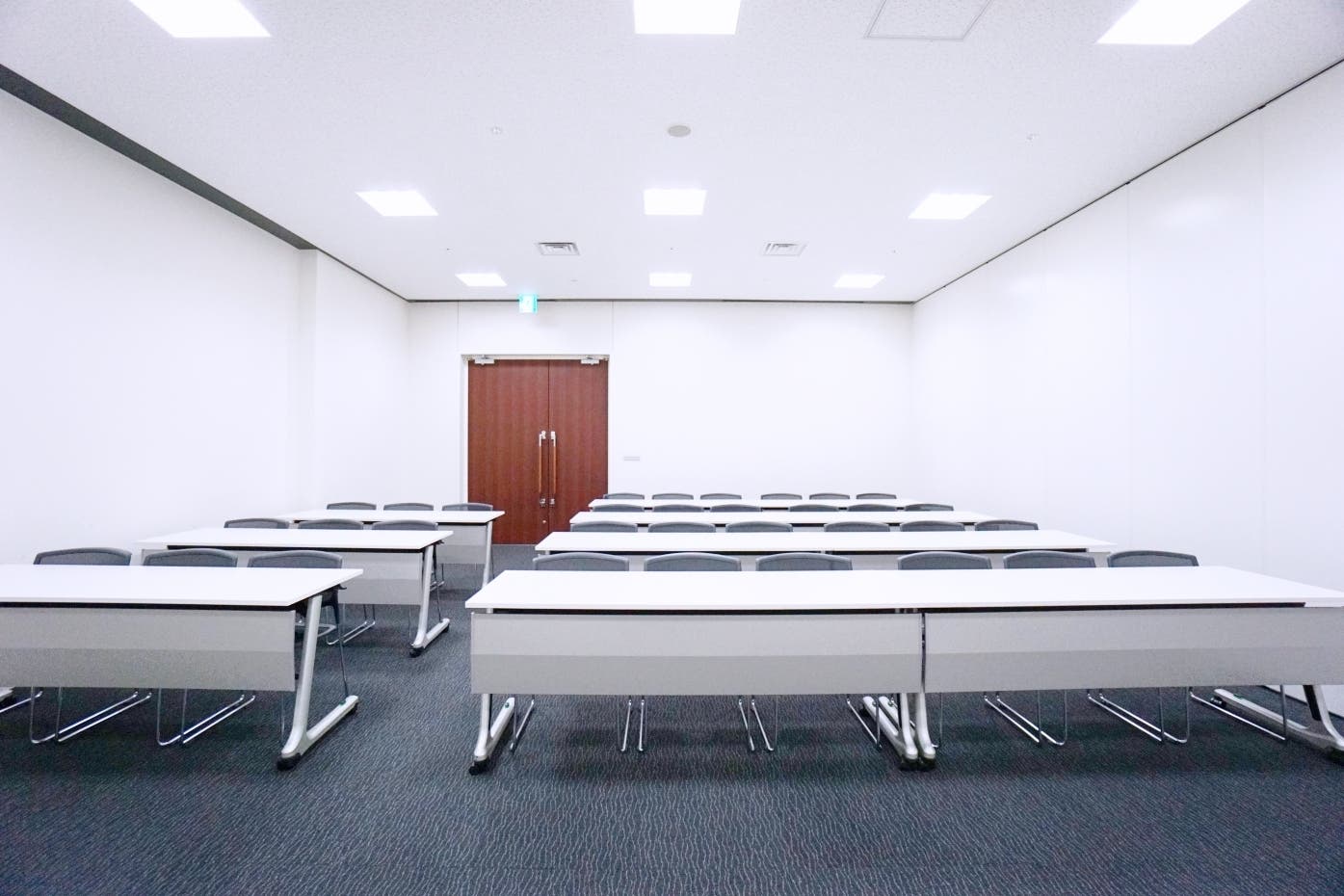 《東京会議室　中野セントラルパークカンファレンス　ルーム2B》ホワイトボード常設で会議や説明会に便利の写真5