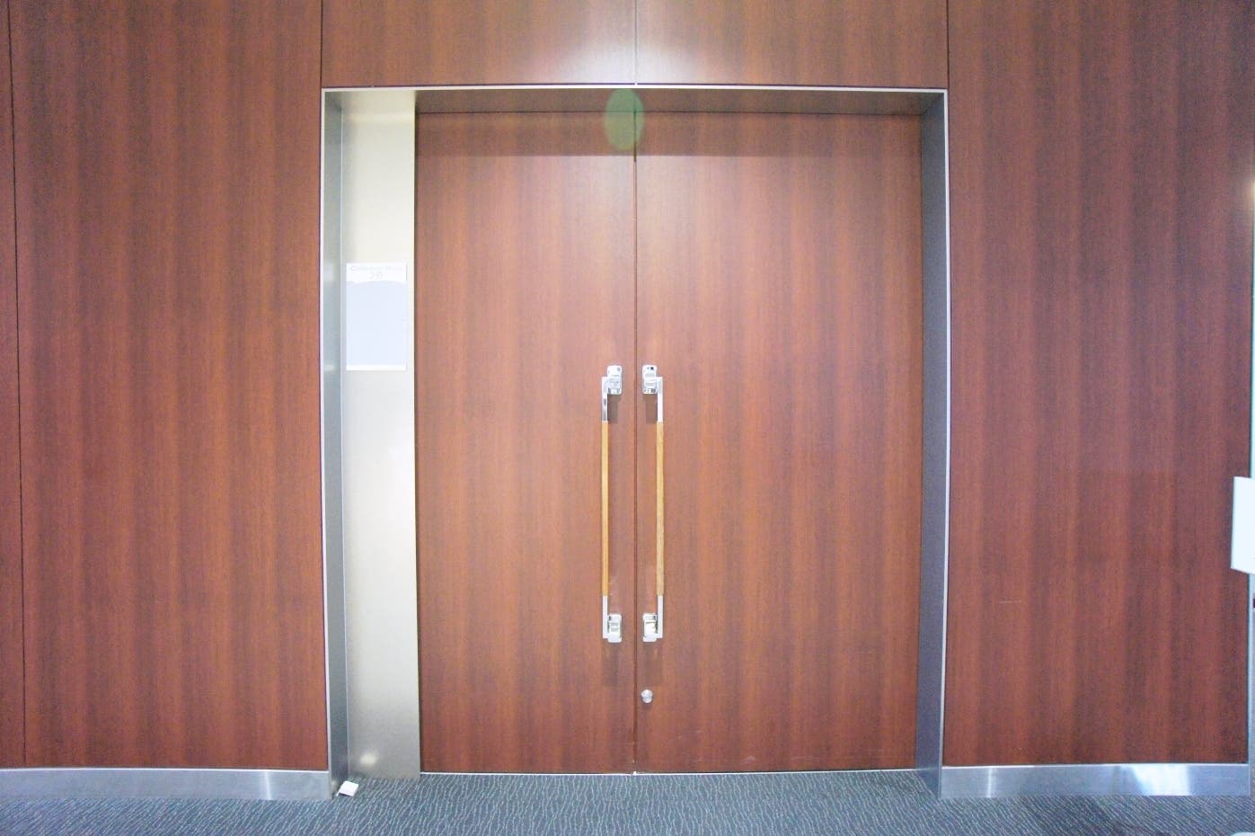 《東京会議室　中野セントラルパークカンファレンス　ルーム2B》ホワイトボード常設で会議や説明会に便利の写真10