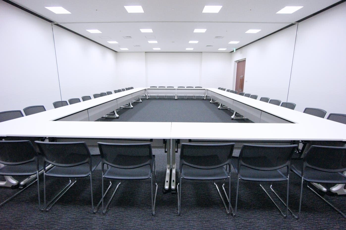 《東京会議室　中野セントラルパークカンファレンス　ルーム2 A+B》説明会に最適　勉強会, 塾・教室等で利用可！の写真7