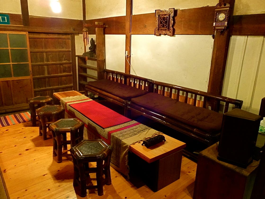 【宮崎】築130余年の古民家を改造した和モダンなシェアハウス　これからのシーズンは花見もできますの写真6