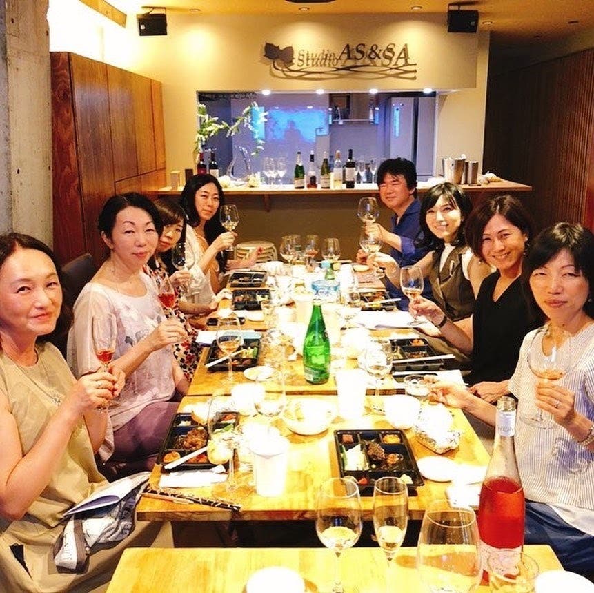 ワイン会　ツール一式提供、セラー事前預かり、食器洗浄等オール清掃おまかせプランの画像2