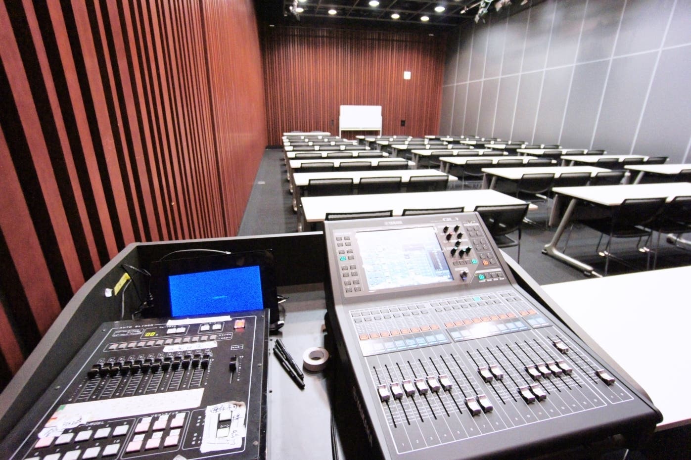 《東京会議室　中野セントラルパークカンファレンス　ホールA 》天井高5m/セミナーや説明会に最適の写真7