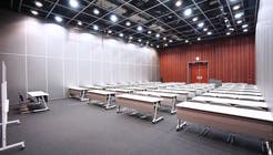 《東京会議室 中野セントラルパークカンファレンス ホールB 》天井高5m/店長会議等大人数の会議におすすめの写真2