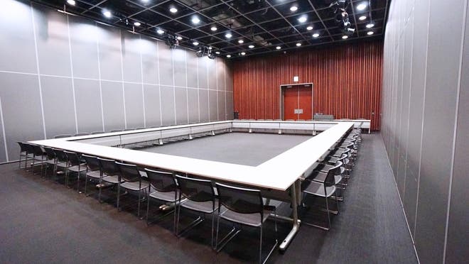 《東京会議室 中野セントラルパークカンファレンス ホールB 》天井高5m/店長会議等大人数の会議におすすめの写真7