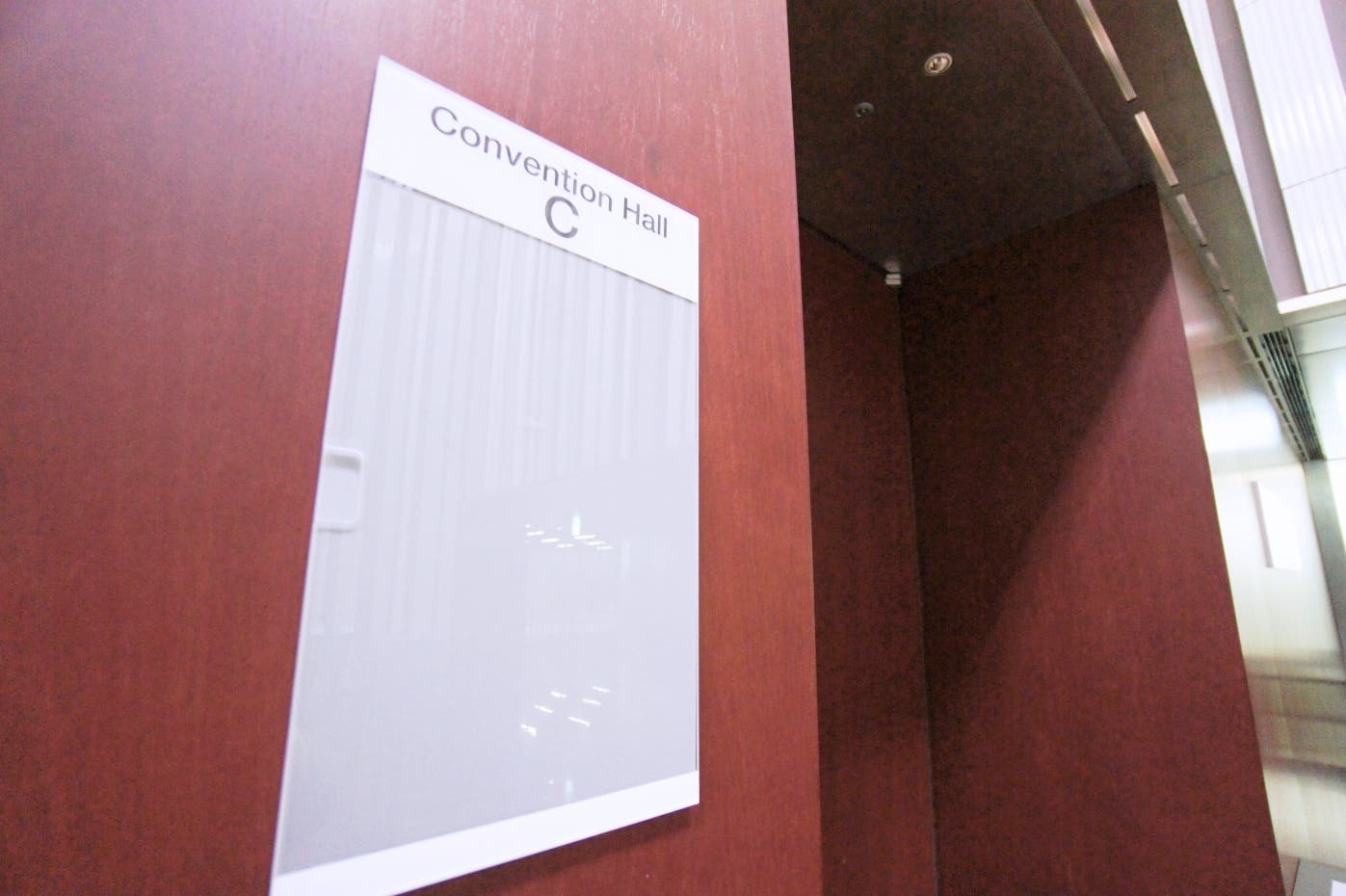 《東京会議室　中野セントラルパークカンファレンス　ホールC 》天井高5m/会議やセミナーにおすすめの写真8