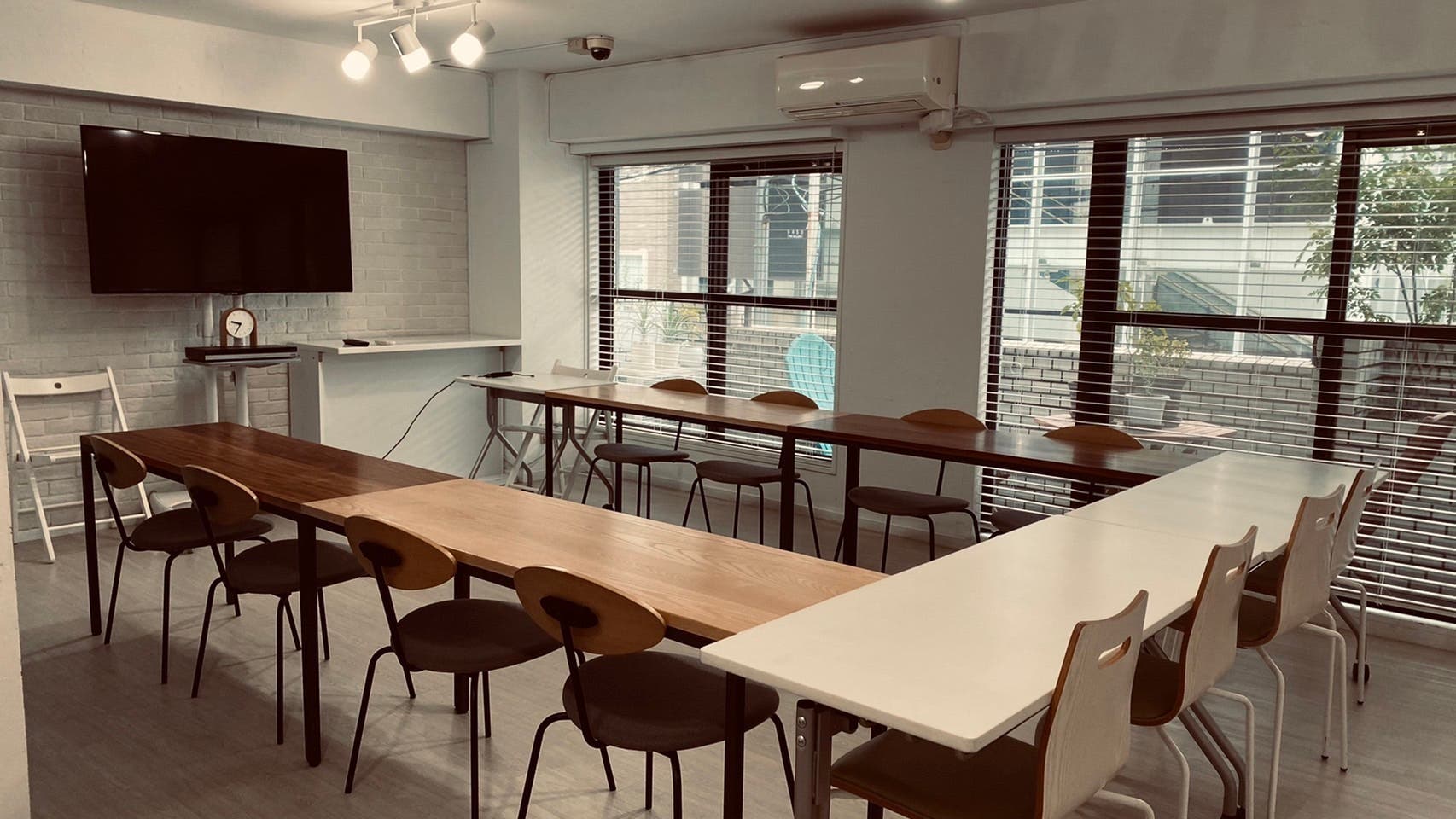 最高のロケーションと内装にこだわったアートな空間。 会議、講座、撮影、調理にも対応。の写真6