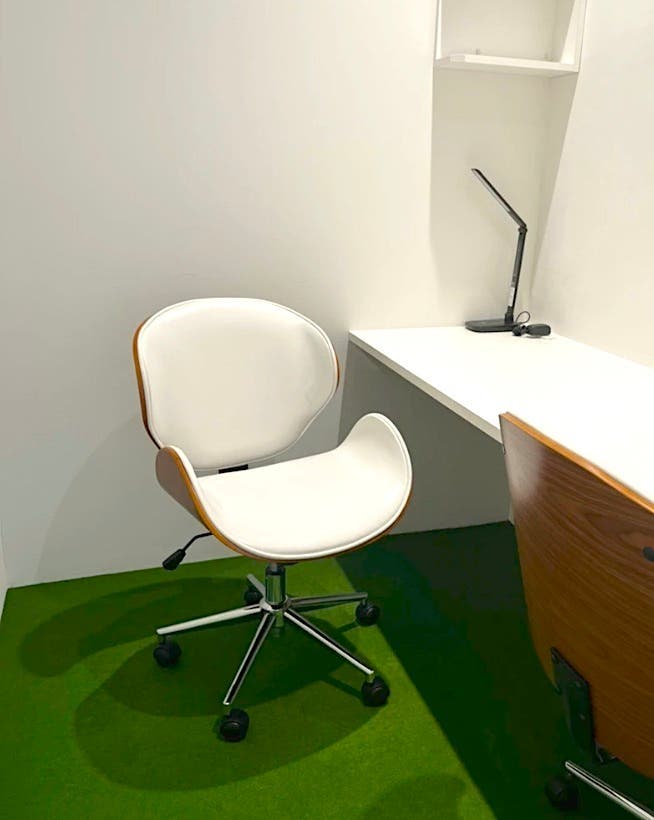 【町田 完全個室・B席】【駐車場無料】Webミーティングや集中作業、自習に最適です！カフェスペースも利用可能の写真4