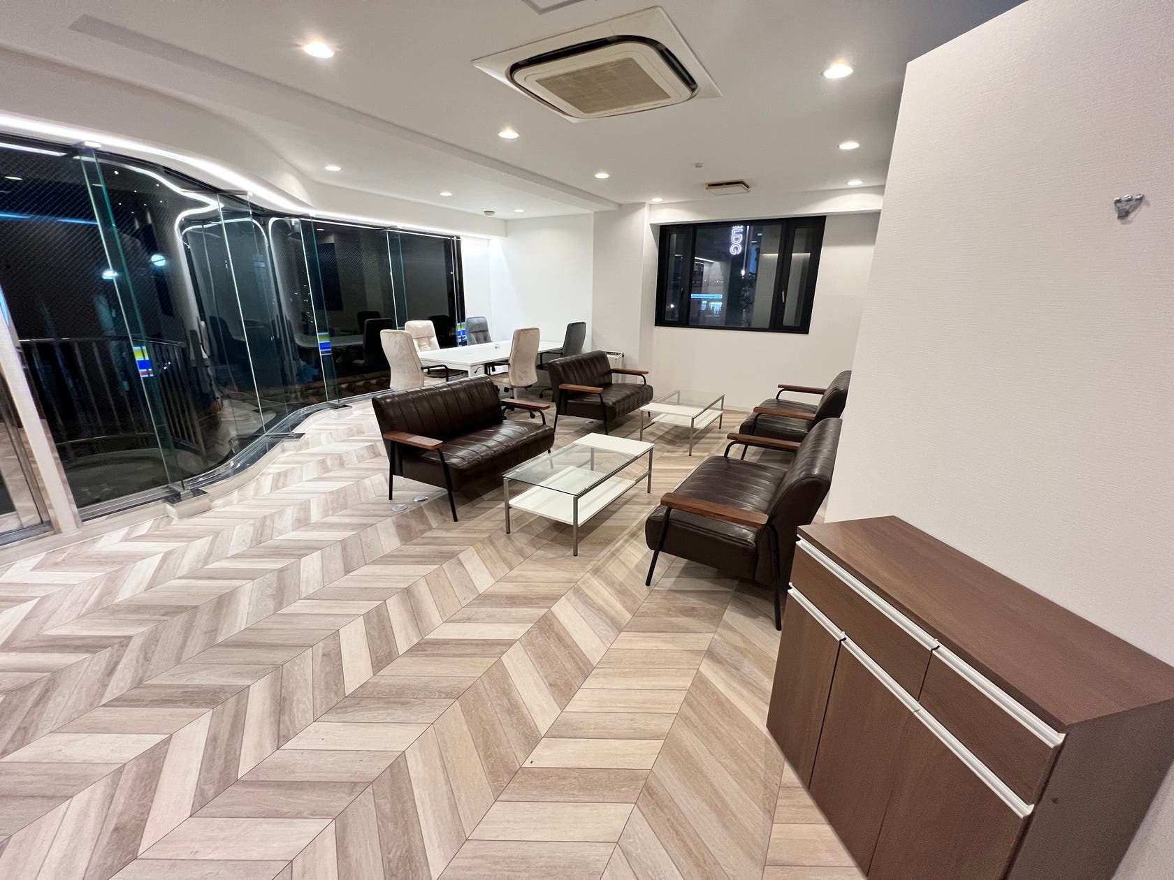 テレワークや撮影向けレンタルスペース　会議・テレワーク等に【飲食可】心斎橋駅より10分圏内の写真10